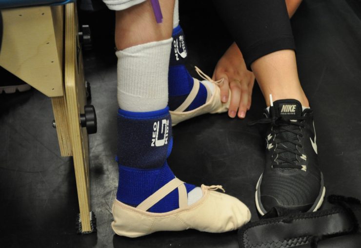 Dancing the physical therapy way - Ballet shoes replace leg braces in ...