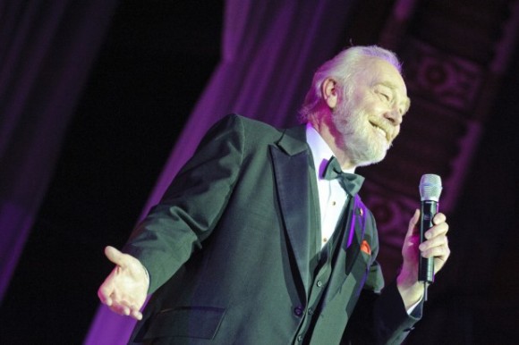 It’s ‘De-Lovely’ — Dennis Kelly ’67 is back in town with ‘Anything Goes ...