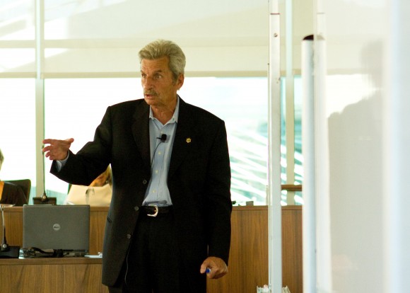 Prof. Aharonov’s Discoveries Inspire One of 2011′s Top Breakthroughs in ...