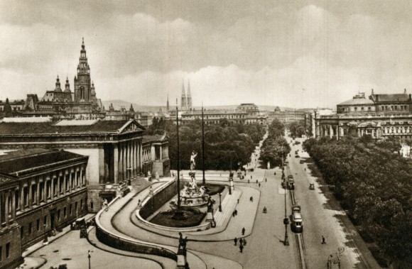 The Vienna Paradox: From the ‘Woman in Gold’ to the Edge of Irony ...