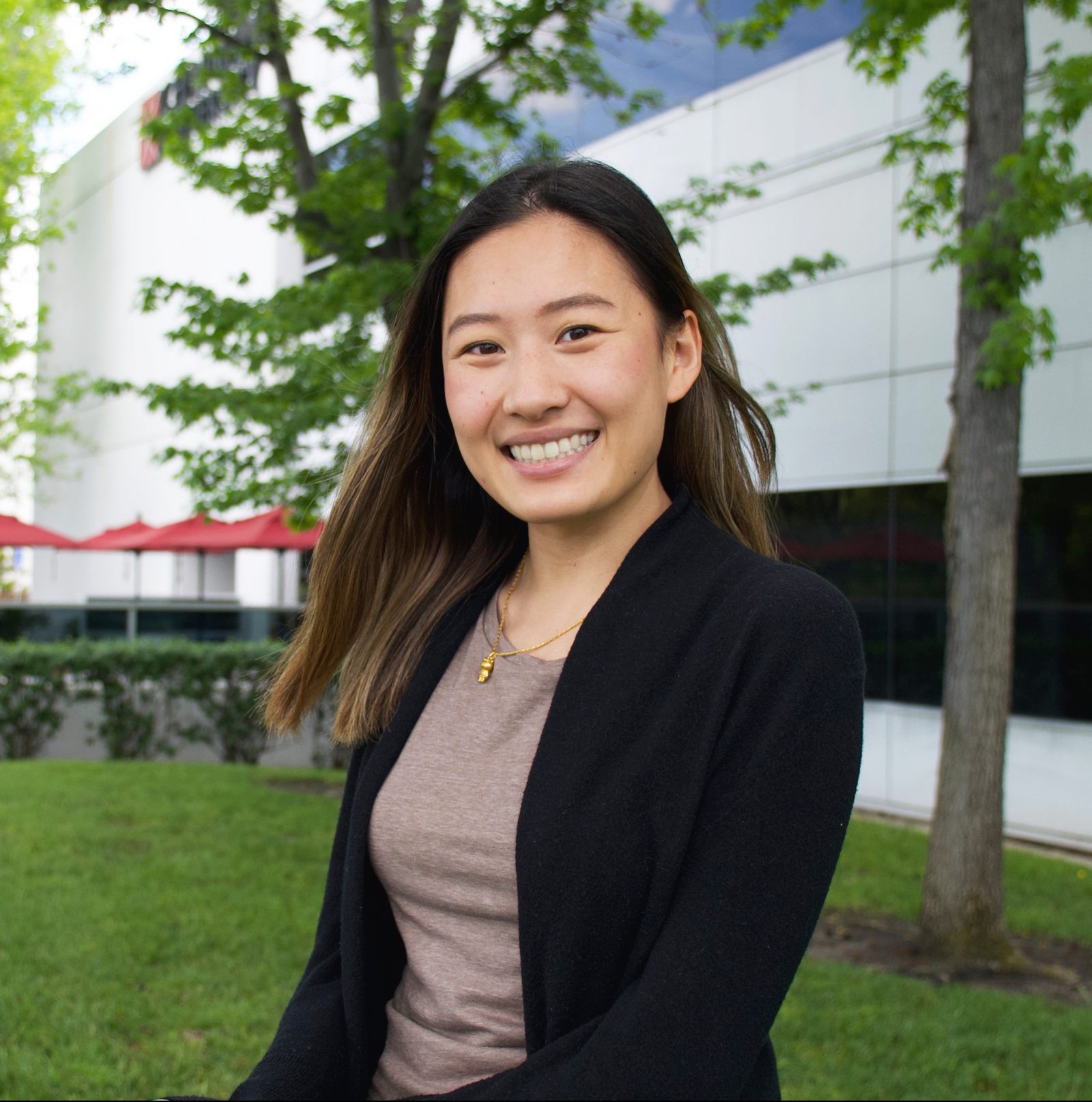 Vivian Lu’s Passion for Community and Leadership - School of Pharmacy