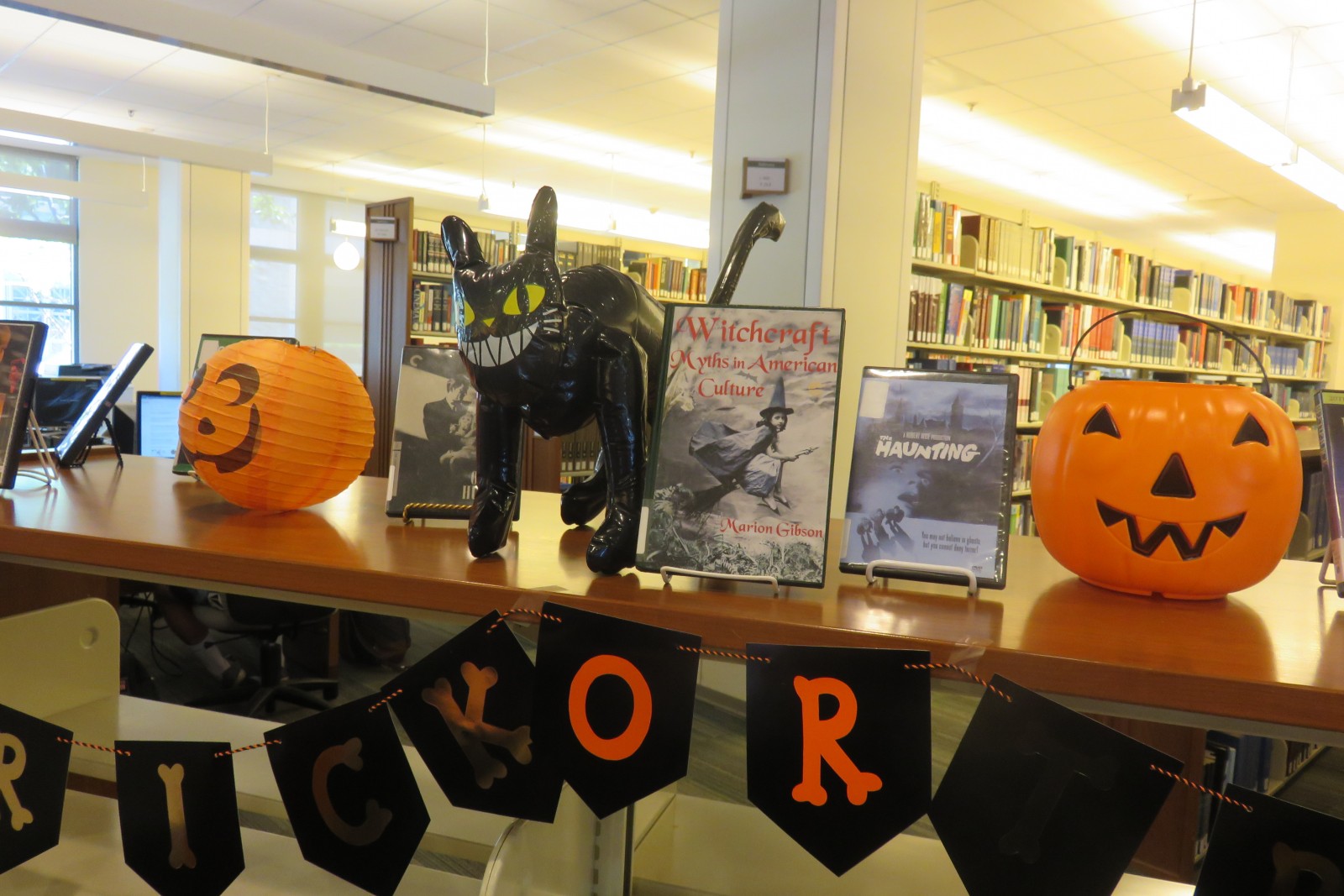 Spooky Halloween Display Haunts Again! - Leatherby Libraries