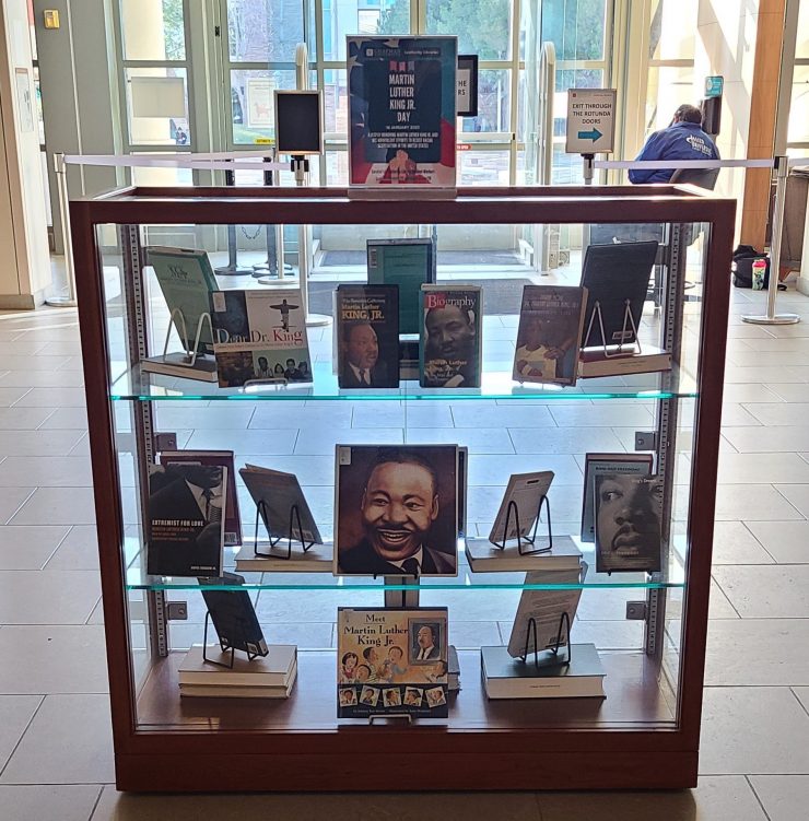 Martin Luther King Jr. Display - A Book Display Honoring Dr. Martin ...